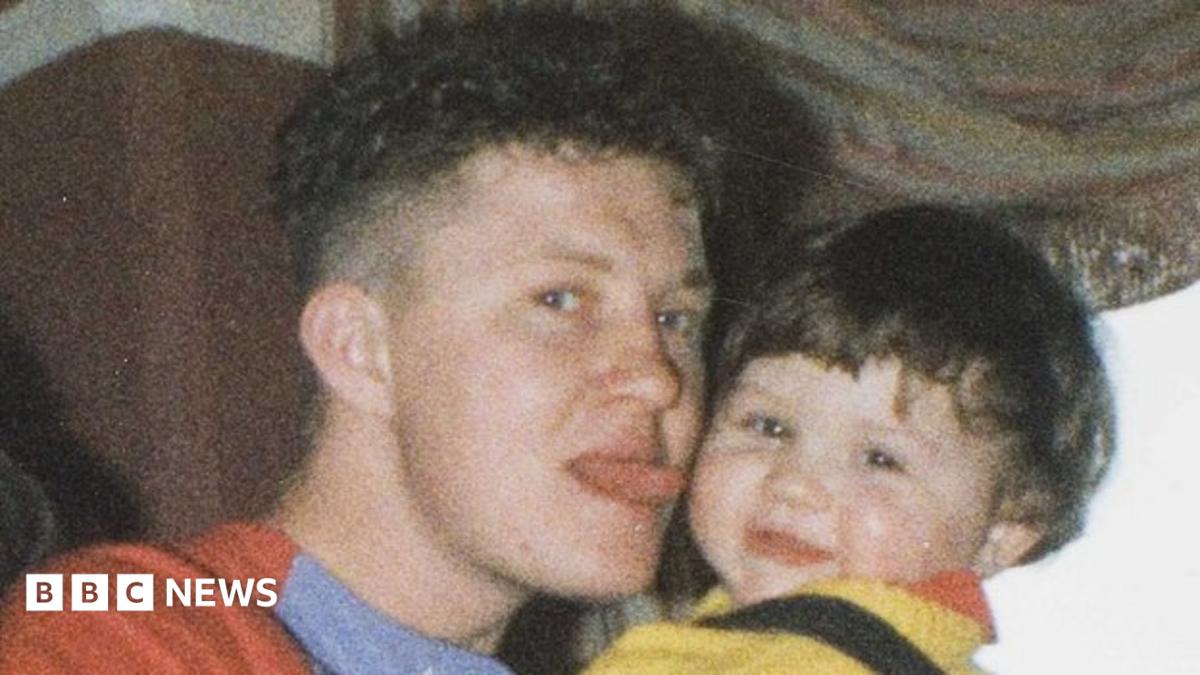Shaun James: Man, 60, bailed over 2002 murder case - BBC News