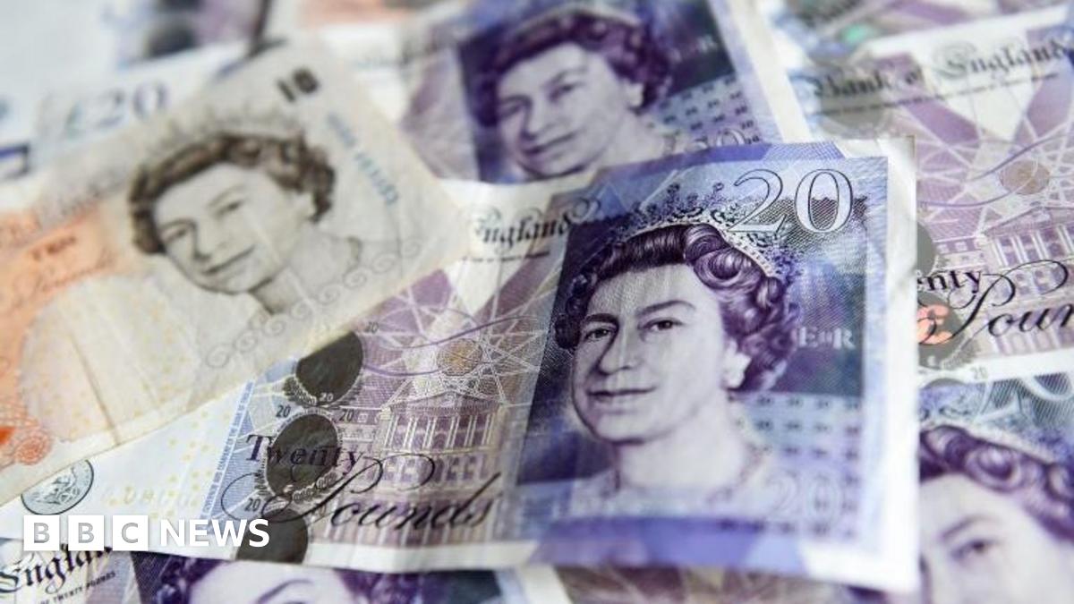 Low inflation to give UK finances '£6bn windfall' - BBC News
