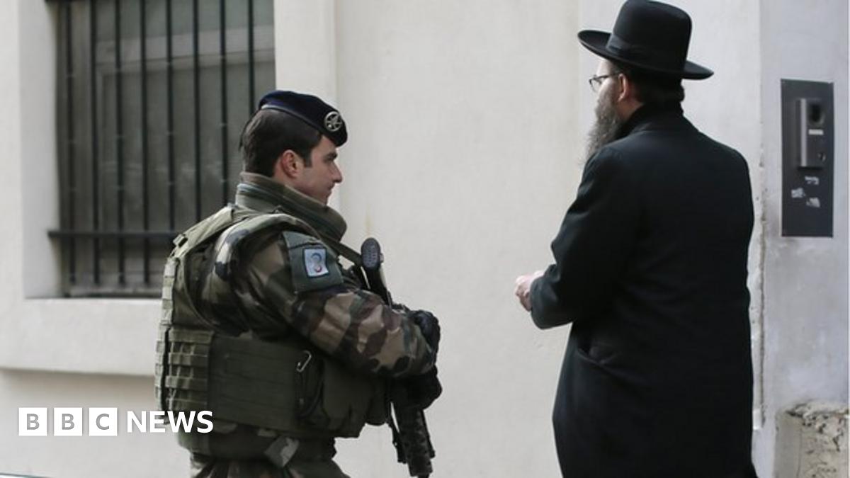 Jewish alarm spreads after terror in France - BBC News
