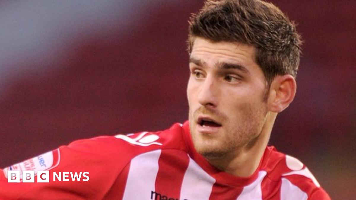 Ched Evans: Threat to Oldham Athletic sponsor at time of talks - BBC News