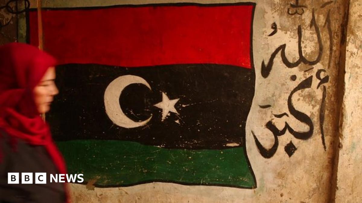 Fighting for the spoils of Libya's revolution - BBC News