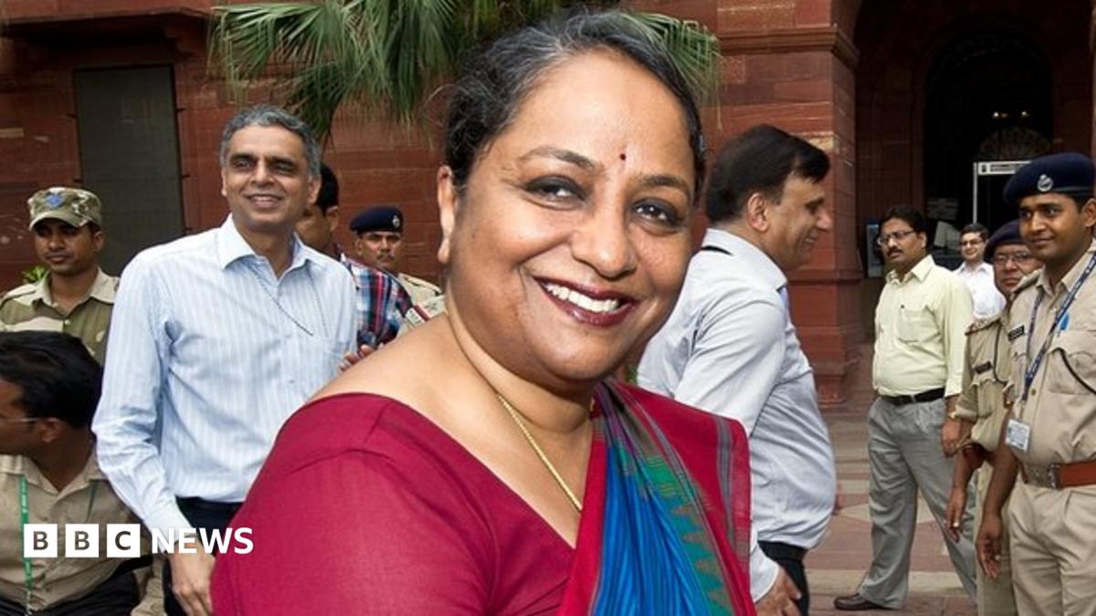 Indian media: Top diplomat 'sacked' - BBC News