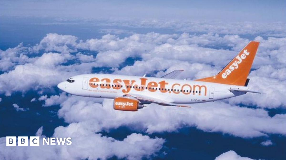 Easyjet axes Newcastle Gatwick route - BBC News