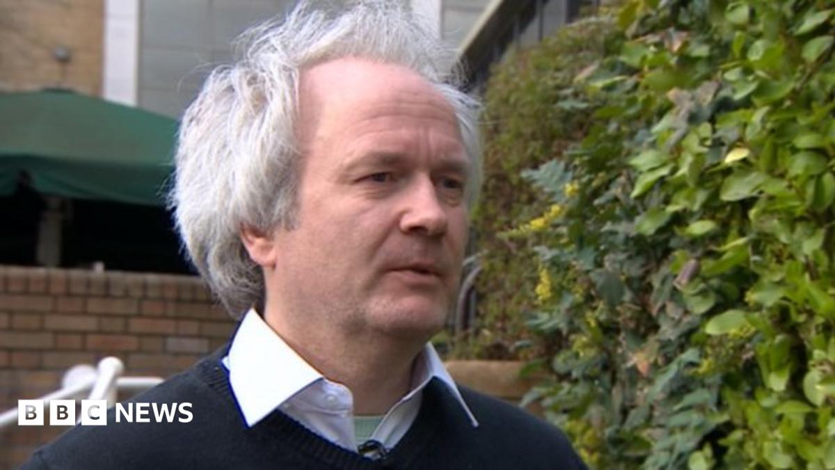 Gloucester man in Oxford Ebola vaccine trial - BBC News