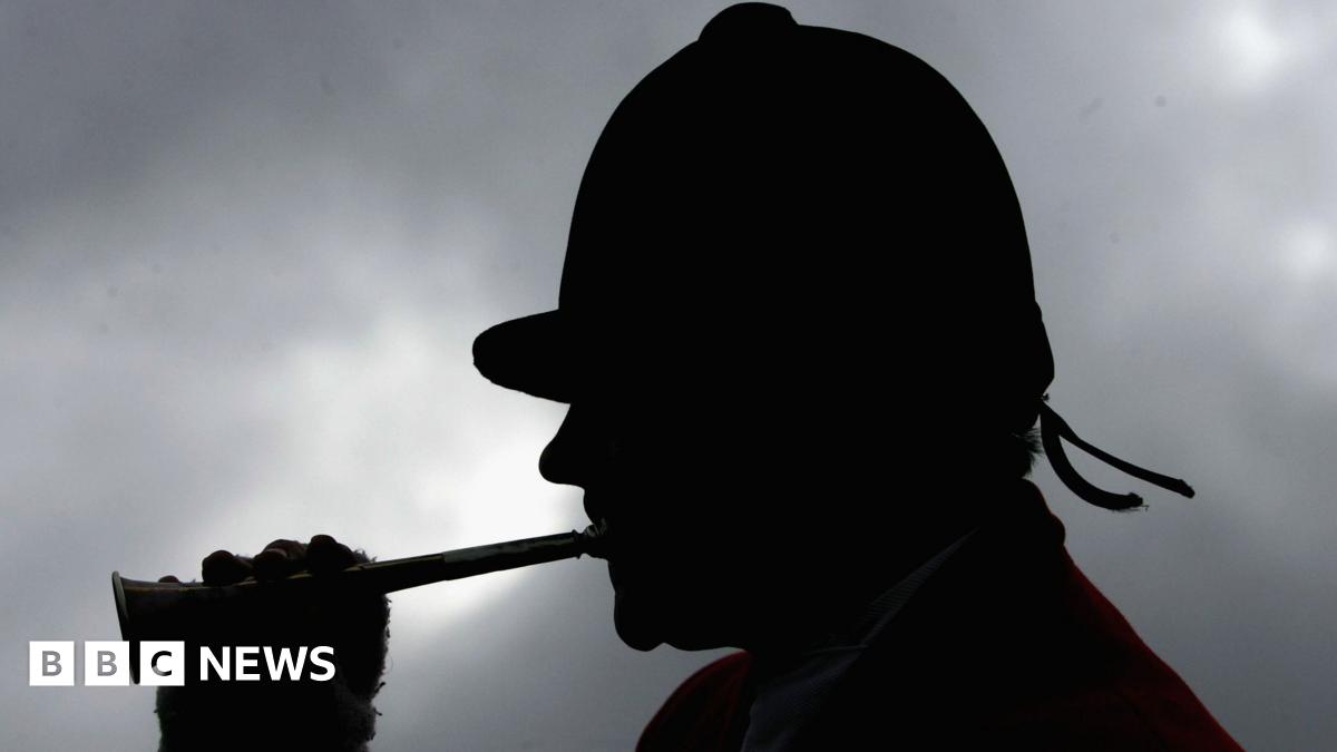 Did fox hunting disappear? - BBC News