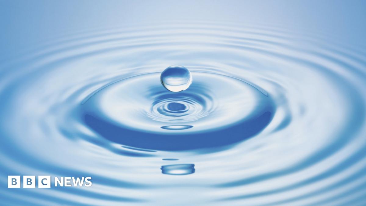 English and Welsh Water bills to fall 2% over next year - BBC News