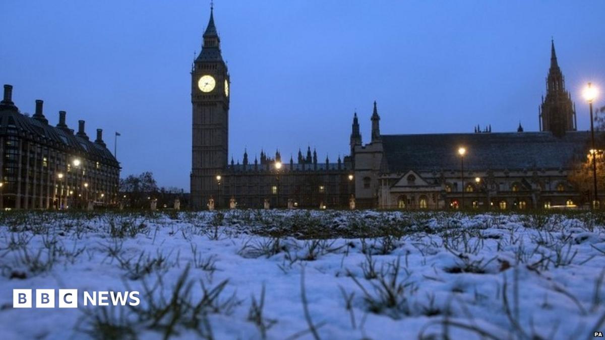 In pictures: UK snow 3 February 2015 - BBC News