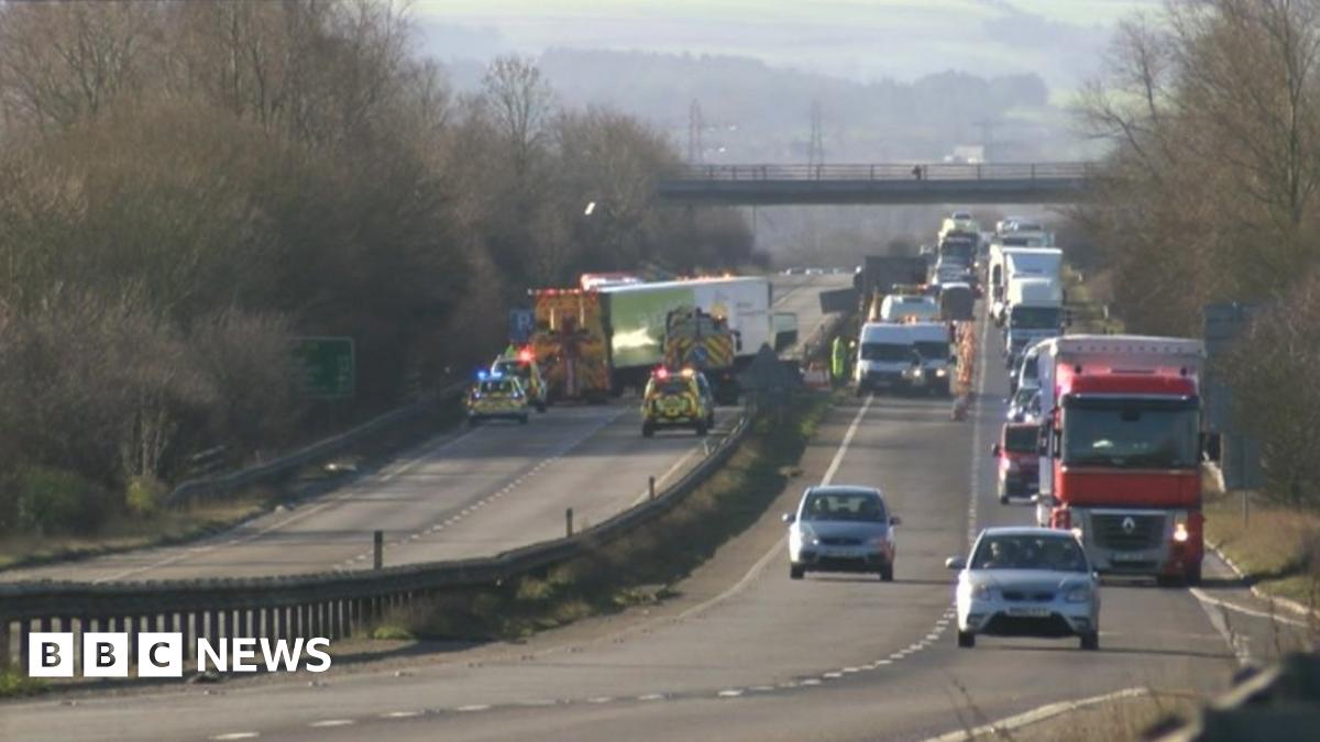 Inquest hears of fatal 'accident' as badger cleared - BBC News