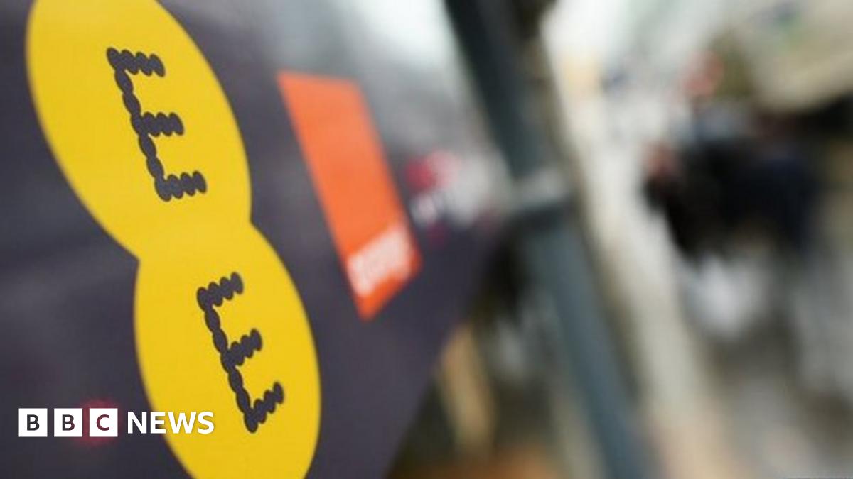 BT to buy mobile firm EE for £12.5bn - BBC News