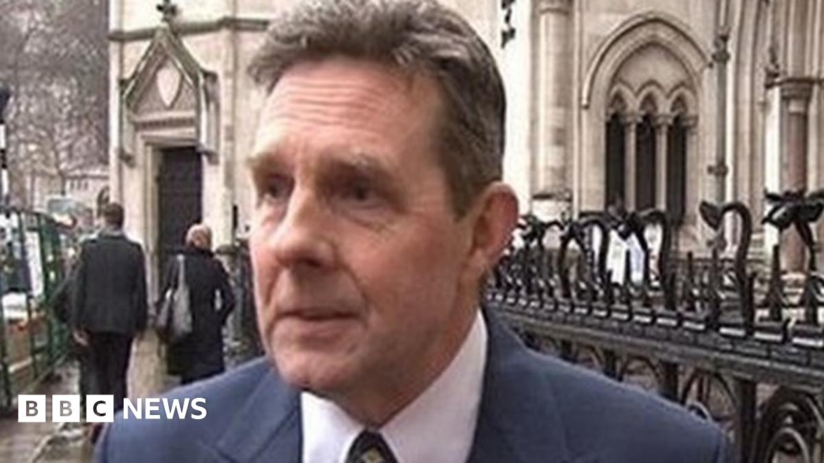 Fraudster Paul Dunham due at North Carolina jail by 25 March - BBC News