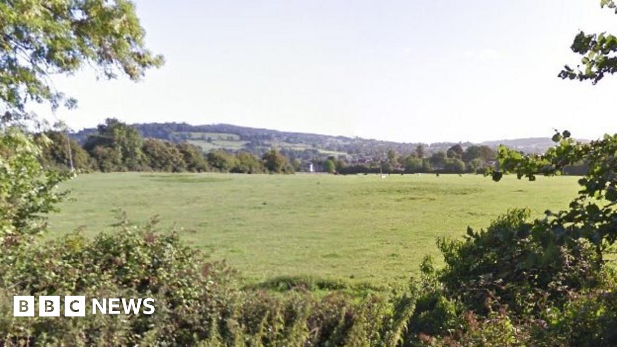 Stroud housing plans decision upheld by High Court - BBC News