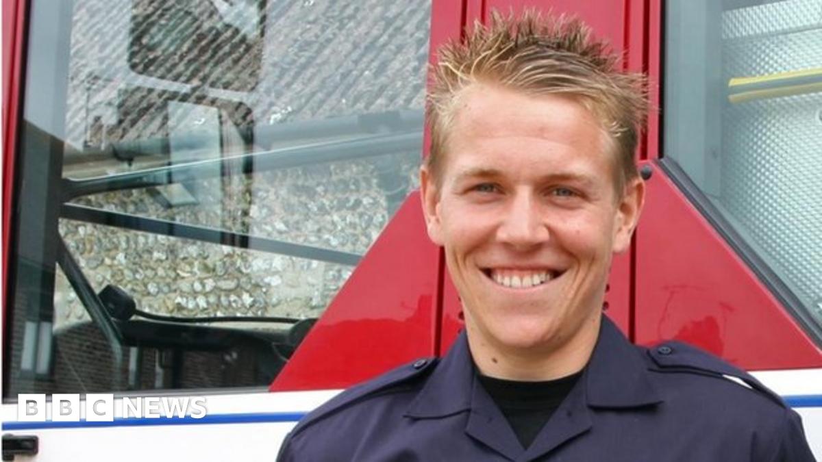 Off-duty East Grinstead firefighter saves footballer's life - BBC News