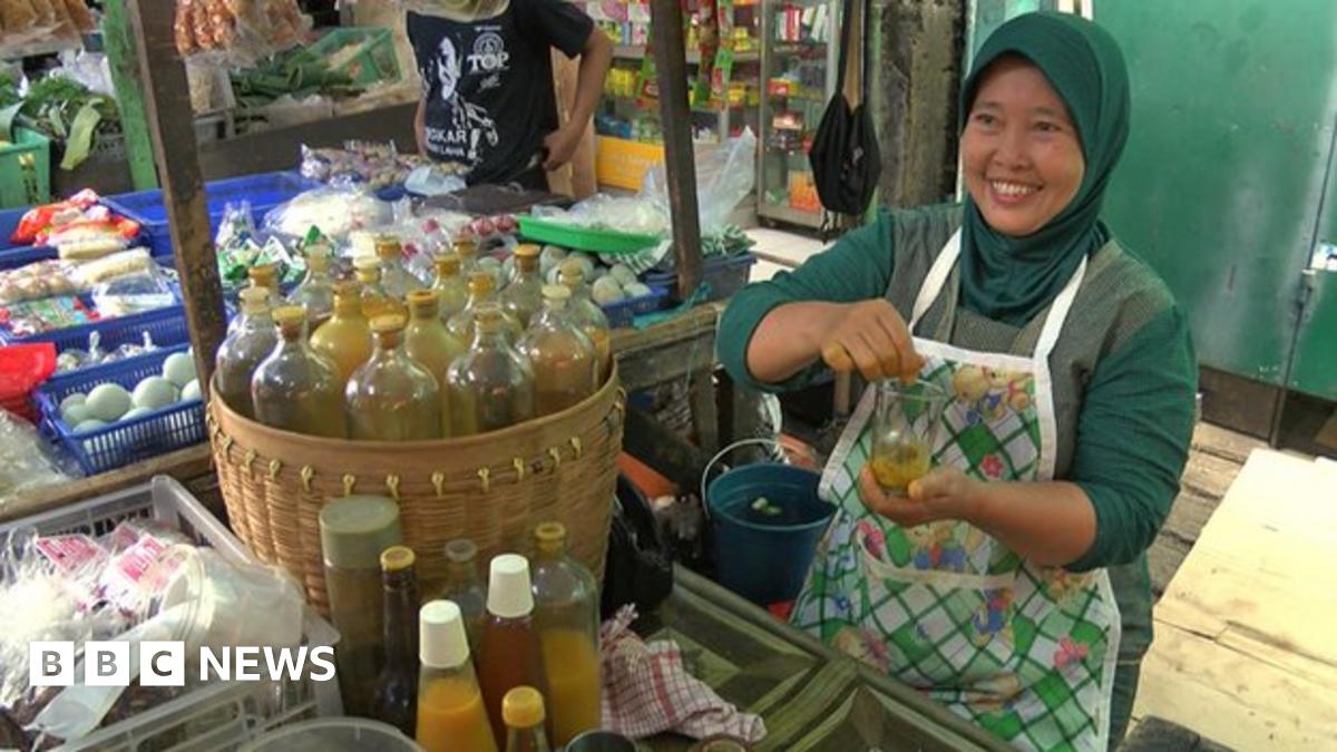 Indonesia's ancient tonic seeks modern remedy - BBC News