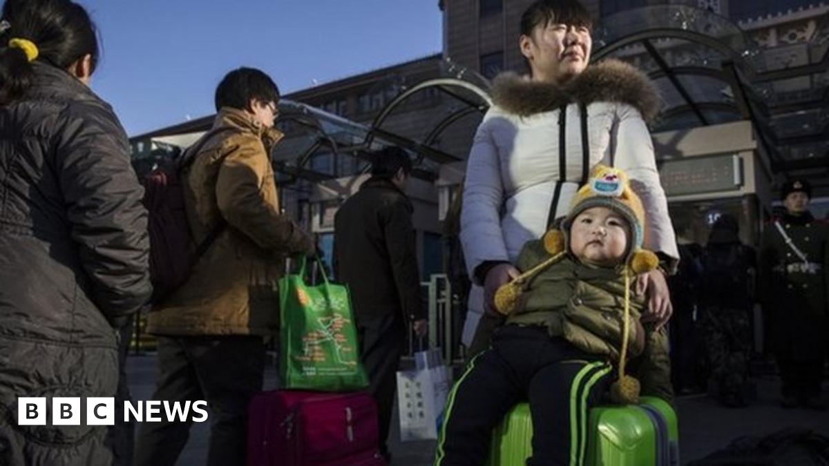 Lunar New Year celebrations begin in China and across Asia - BBC News
