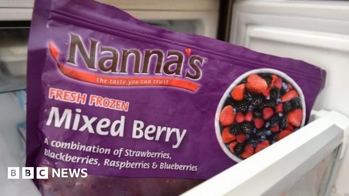 Frozen berry Hep A outbreak spreads in Australia - BBC News