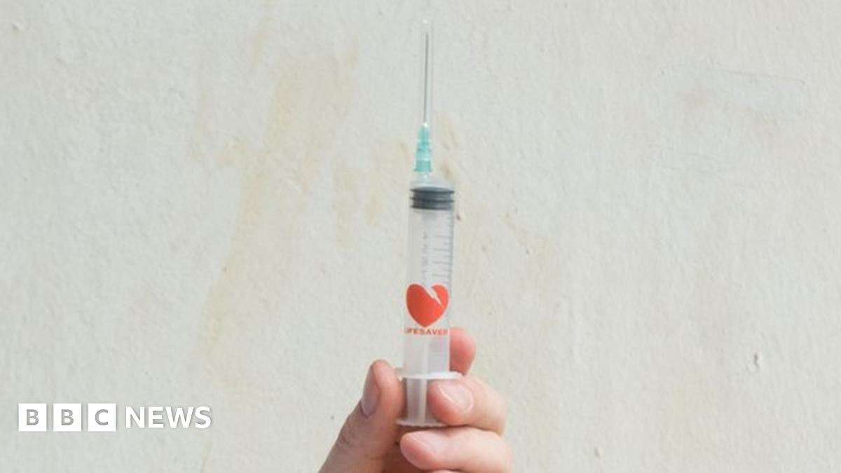 Healthy dose of hope for one-use syringes - BBC News