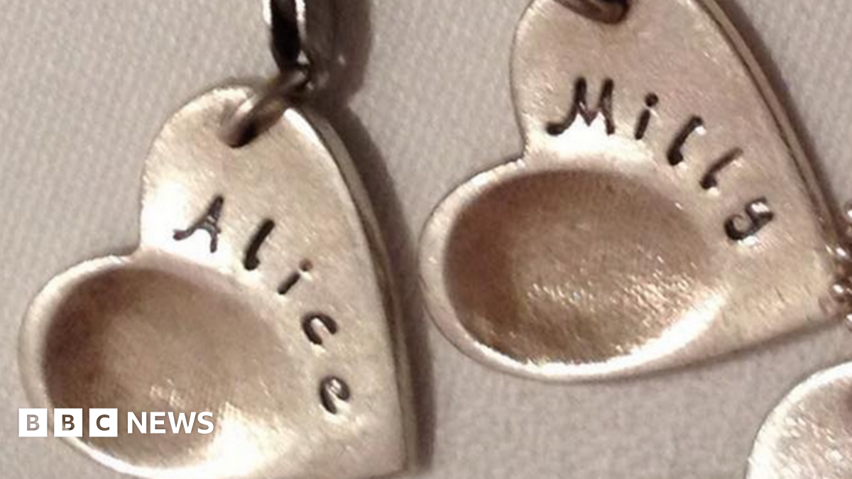 Alice Pyne's mother to be reunited with lost necklace - BBC News