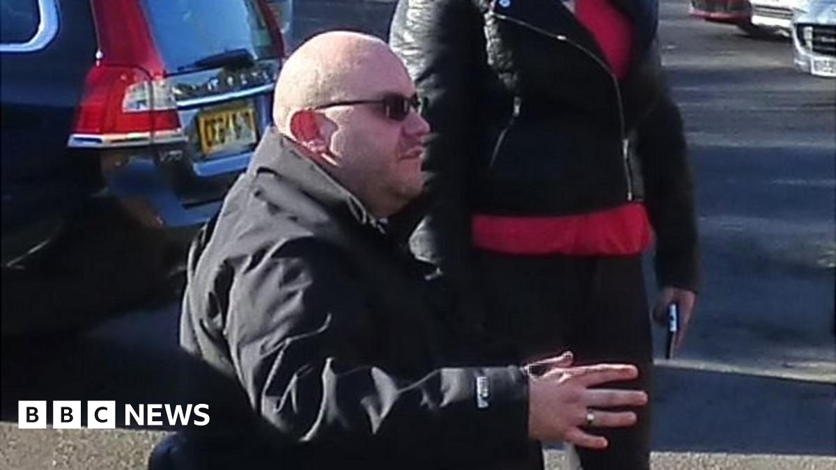 Disabled access push by 7/7 survivor Daniel Biddle - BBC News