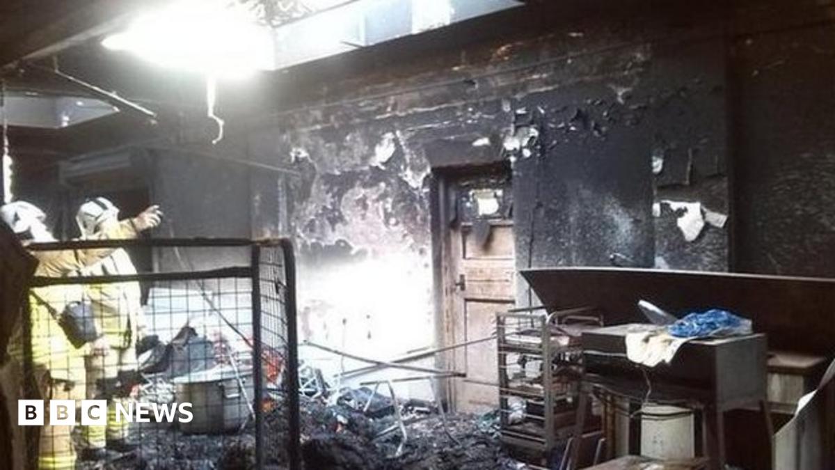 Leicester Sikh temple damaged in fire - BBC News