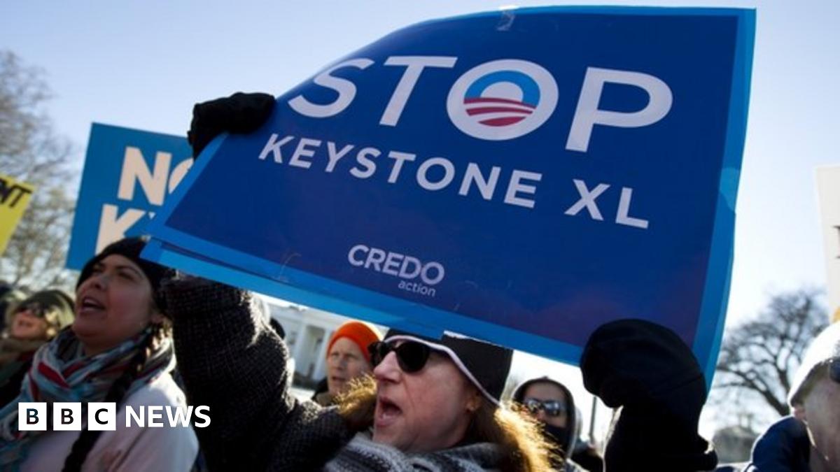 Obama vetoes Keystone oil pipeline bill - BBC News