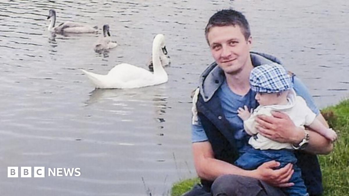 Danyl Dryden admits Robert Littlefair manslaughter - BBC News