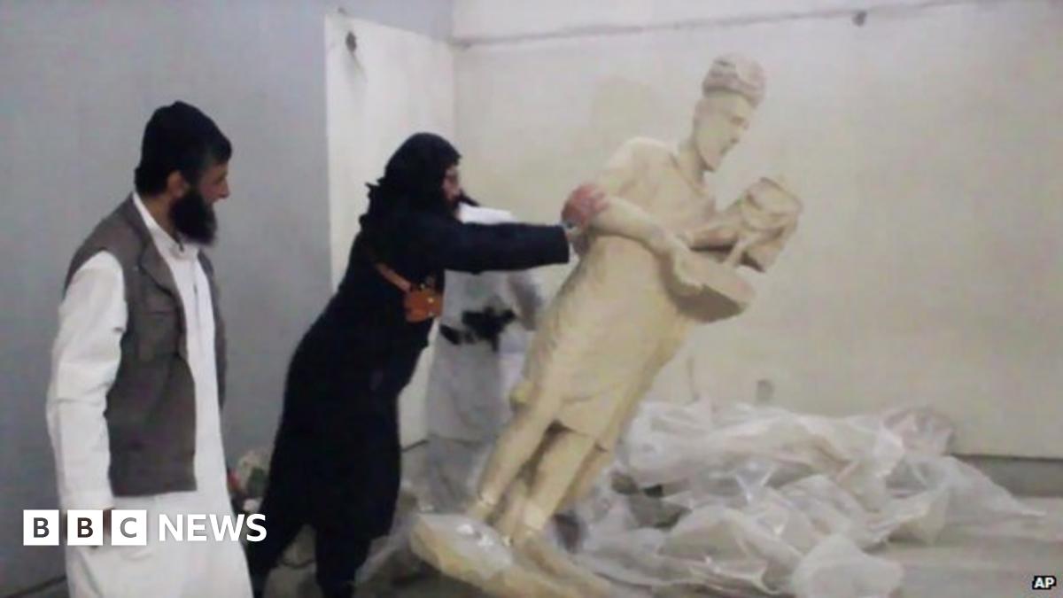 Islamic State 'destroys ancient Iraq statues in Mosul' - BBC News