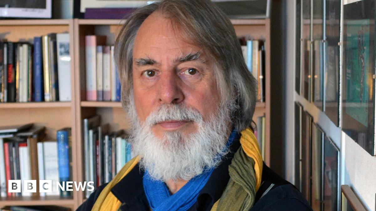 Barrie Rutter on giving King Lear a Yorkshire accent - BBC News