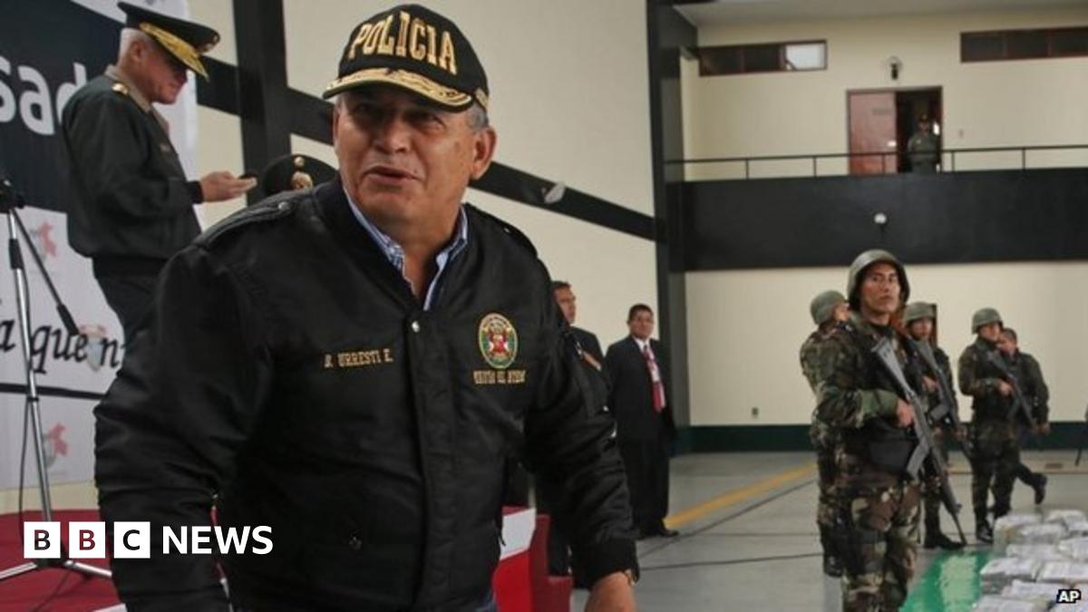 Peruvian ex-minister charged with journalist's murder - BBC News