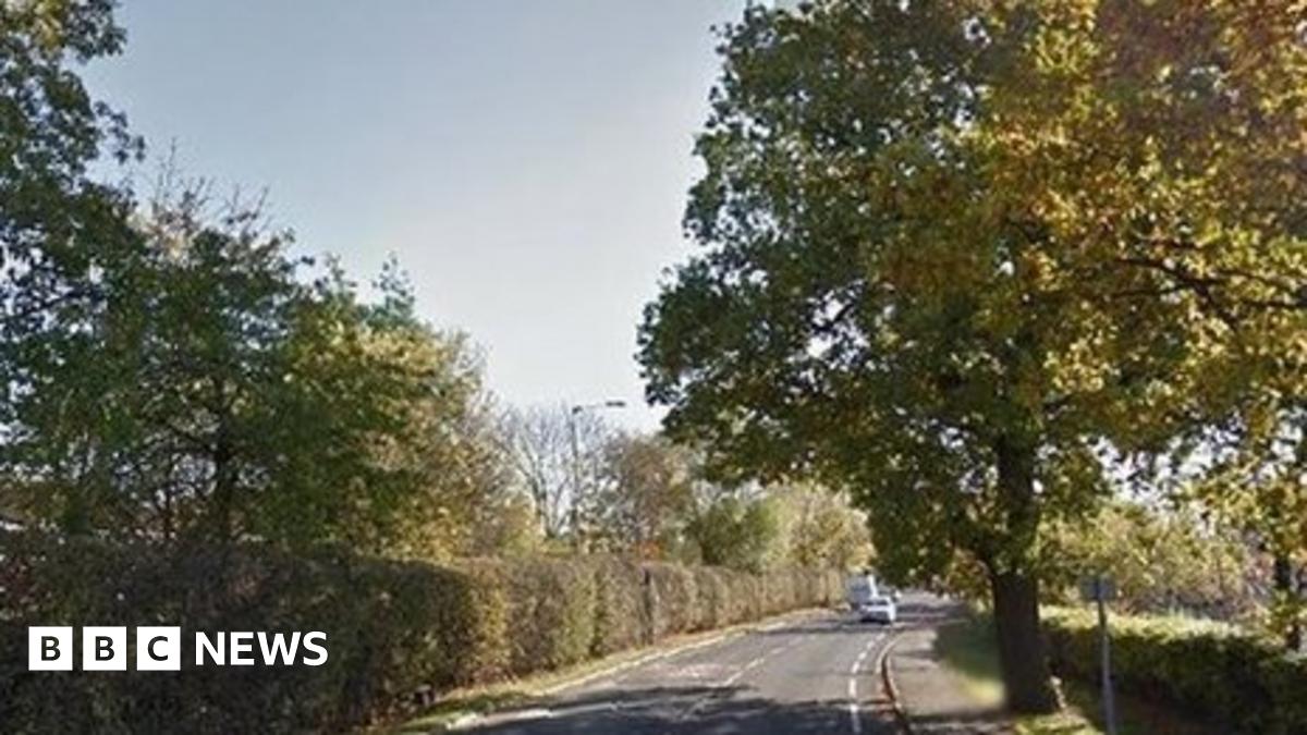 Nigel Woolley jailed for Shrewsbury Dial-a-Ride murder - BBC News