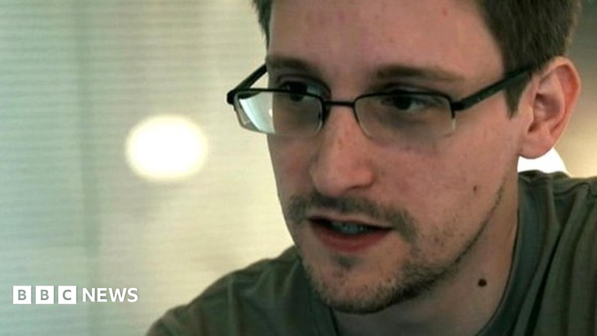 US spy case: Snowden seeks Switzerland asylum move - BBC News