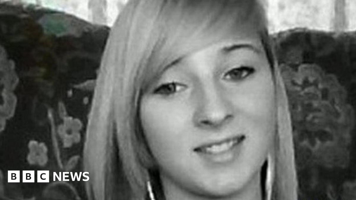 Christina Edkins killing: Service for stabbed schoolgirl - BBC News
