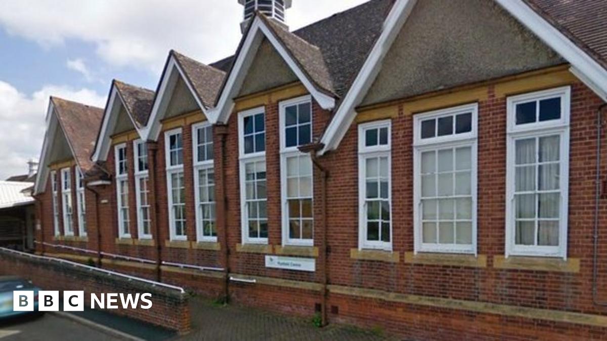 Ryefield Children's Centre in Ross on Wye 'inadequate' - BBC News