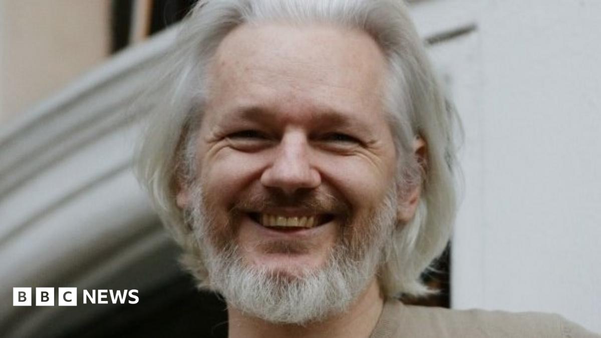 Julian Assange case: Sweden U-turn on questioning - BBC News