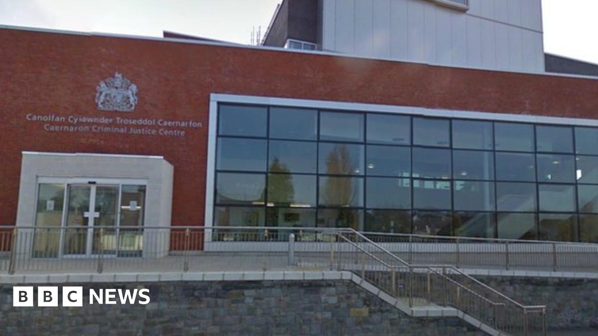 Rhyl rapist Jonathan Baines jailed for 12 years - BBC News