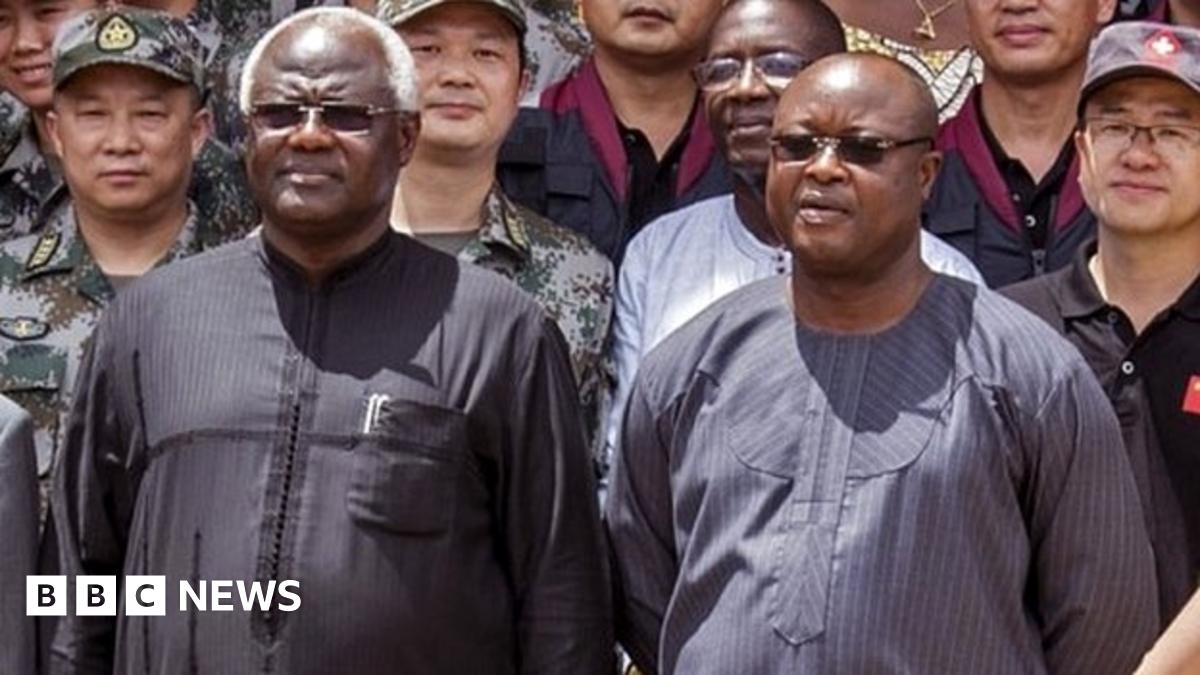 Sierra Leone VP Samuel Sam-Sumana 'goes into hiding' - BBC News