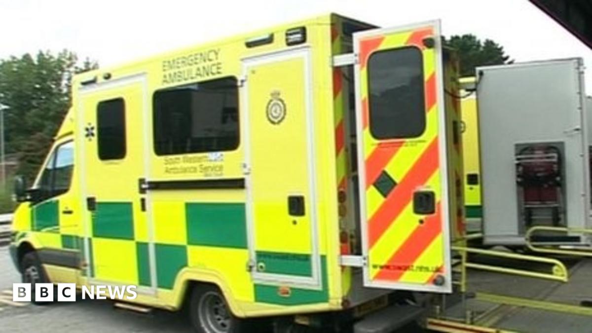 South Western Ambulance Service sorry for police call - BBC News