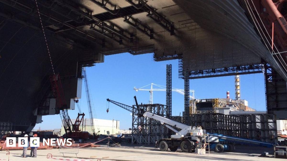 Chernobyl: Containing the world's worst nuclear accident - BBC News