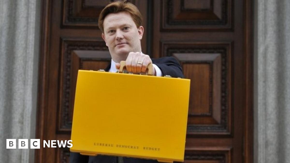 Budget 2015: Danny Alexander unveils Lib Dem alternative - BBC News