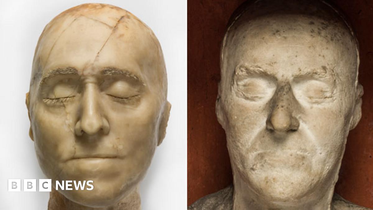 Cambridge exhibition includes 'rare' death mask with hair - BBC News