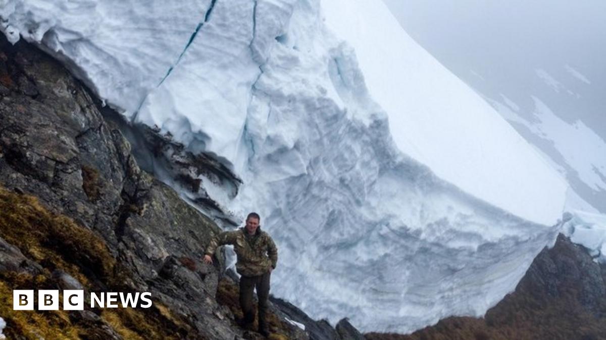 Evidence of huge avalanche recorded in Cairngorms - BBC News