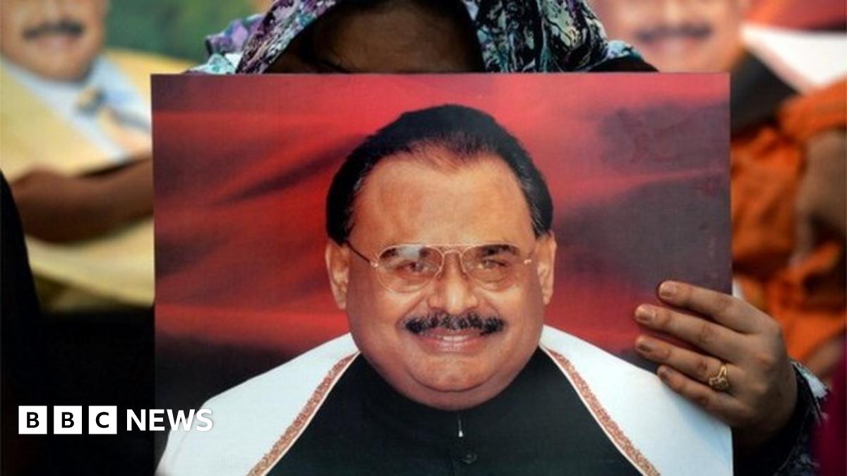 Karachi MQM leader Altaf Hussain feels heat from military - BBC News