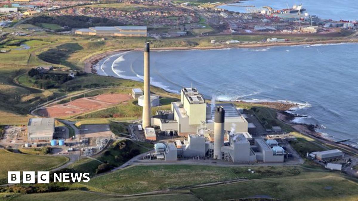 Peterhead power station welcomes £15m National Grid deal - BBC News