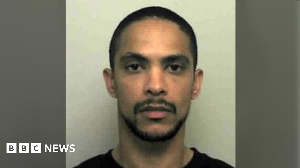 Jamie McMahon murder: Northampton killer's sentence reduced - BBC News