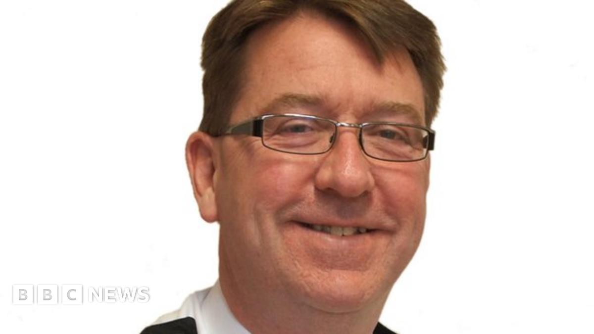 Senior Northamptonshire police officers in IPCC probe - BBC News