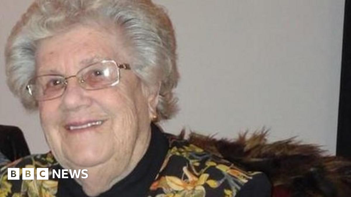 Barnsley fatal crash victim, 85, named as Ruth Cocker - BBC News