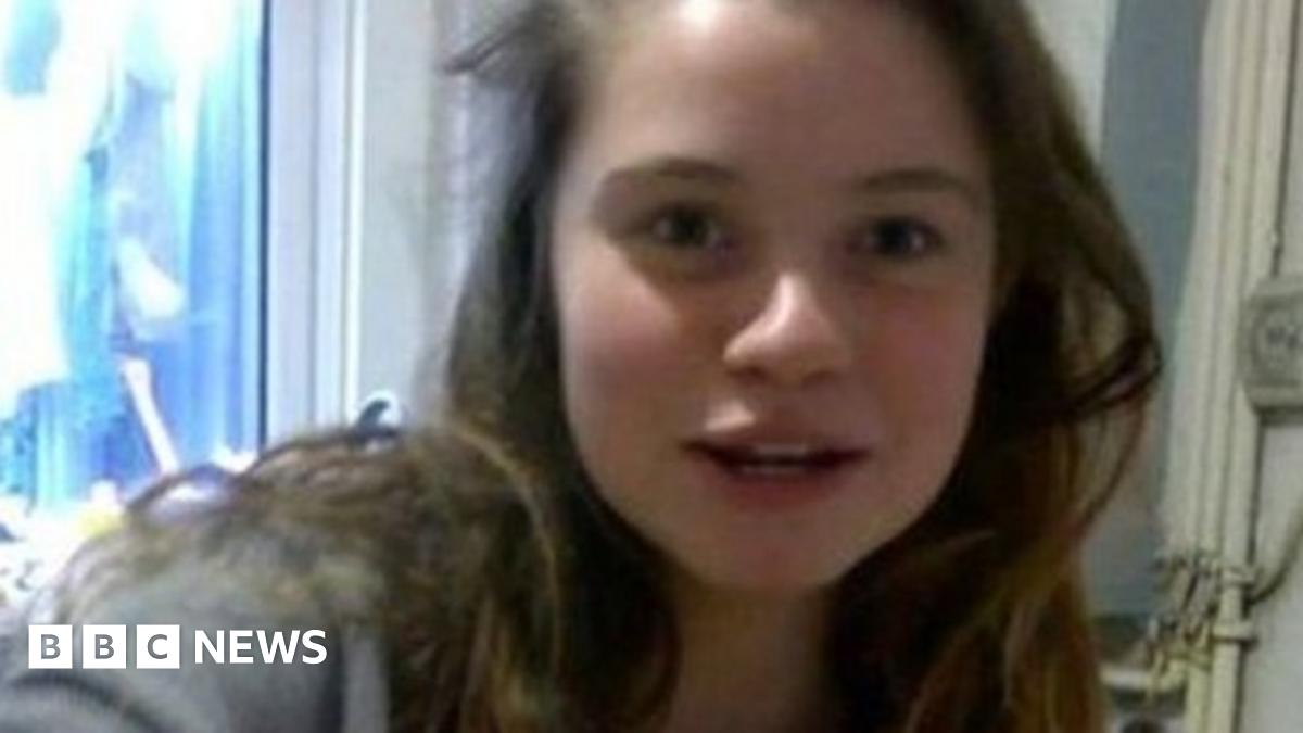 Hundreds walk in Bristol to remember Becky Watts - BBC News