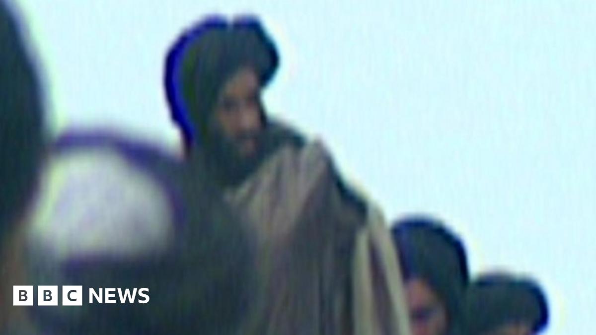 Afghan Taliban publish Mullah Omar biography - BBC News