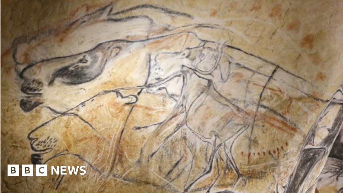 France creates replica cave for spectacular prehistoric art - BBC News