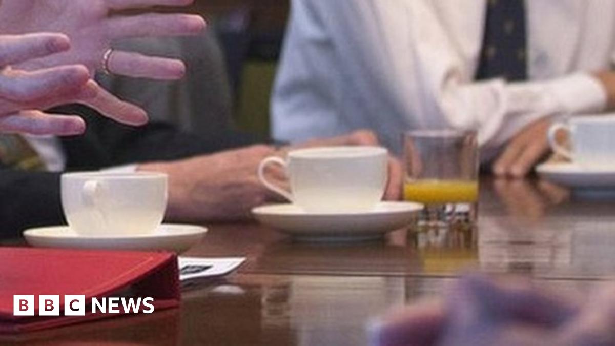 Europe at risk of corruption from lobbying - report - BBC News