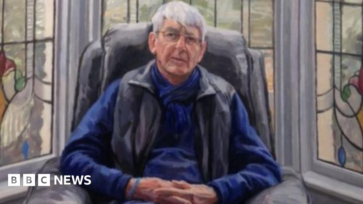 David Rogers 'chance' portrait by Jeff Stultiens on show - BBC News